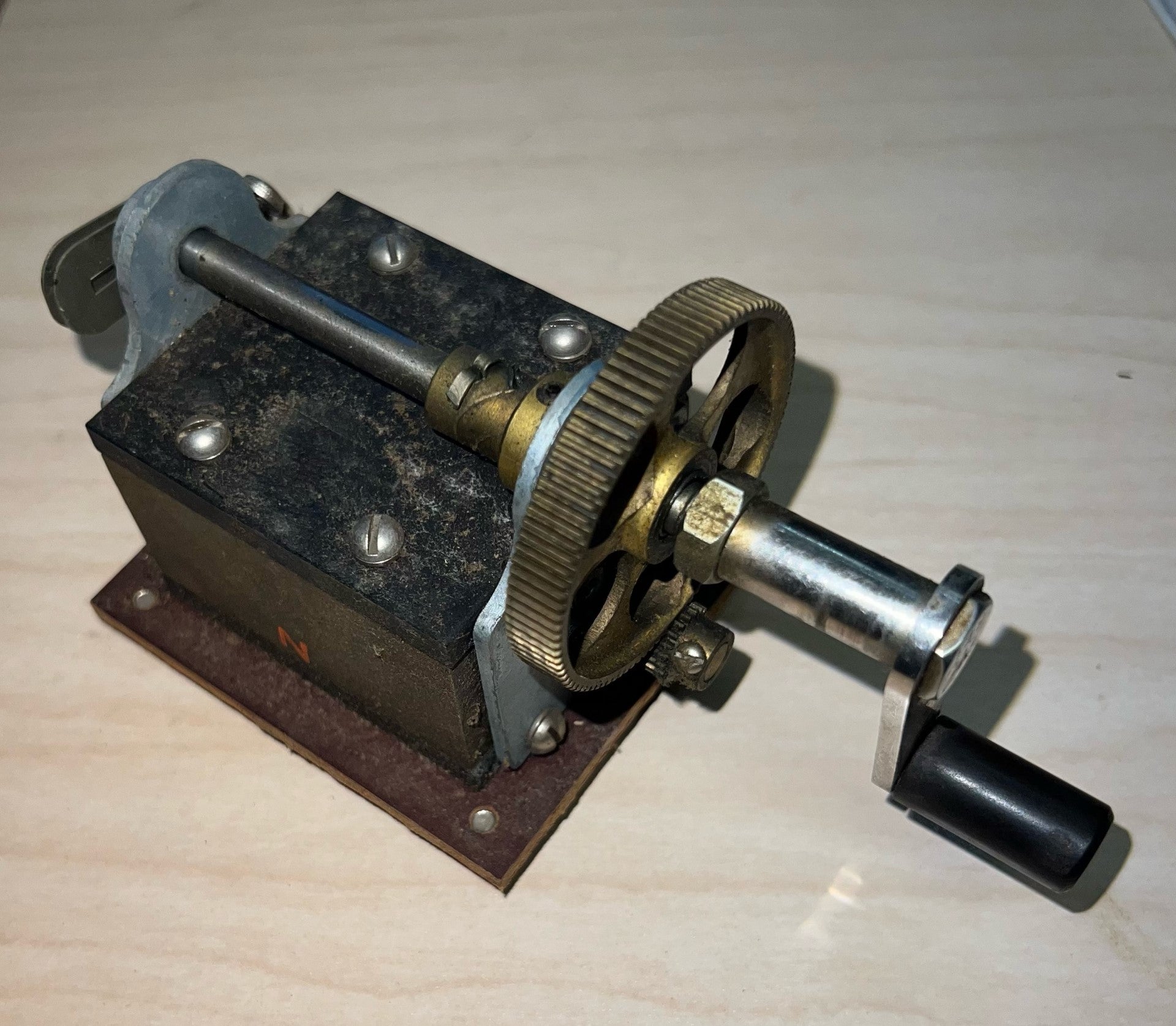 Magnetos – oldphoneworks