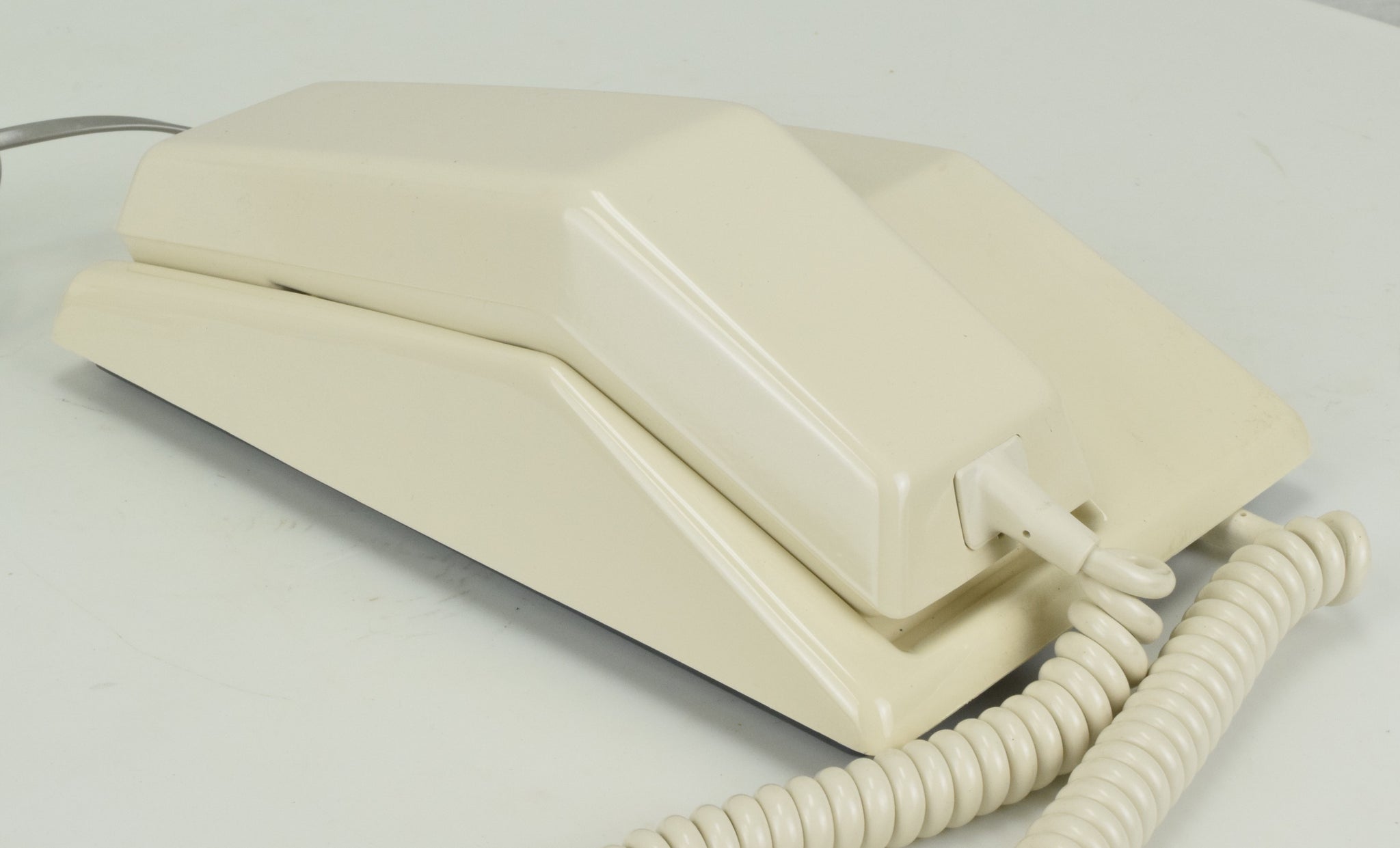 Contempra- Almond -Rotary - Oldphoneworks – oldphoneworks