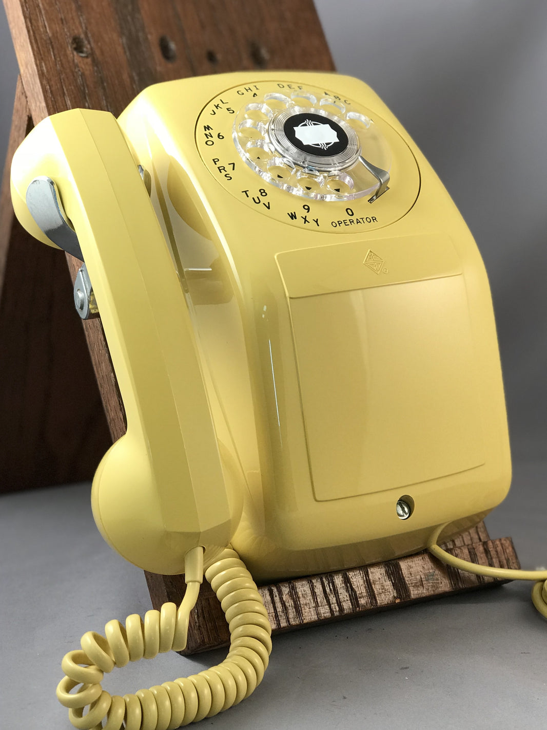 Antique Phones – oldphoneworks
