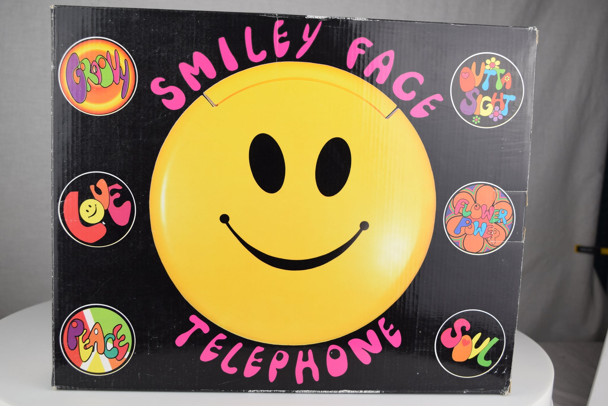 Smiley Face Telephone – oldphoneworks